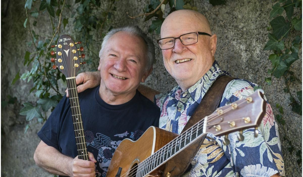 Duo Mick Hanly and Donal Lunny play The Dock - Leitrim Live