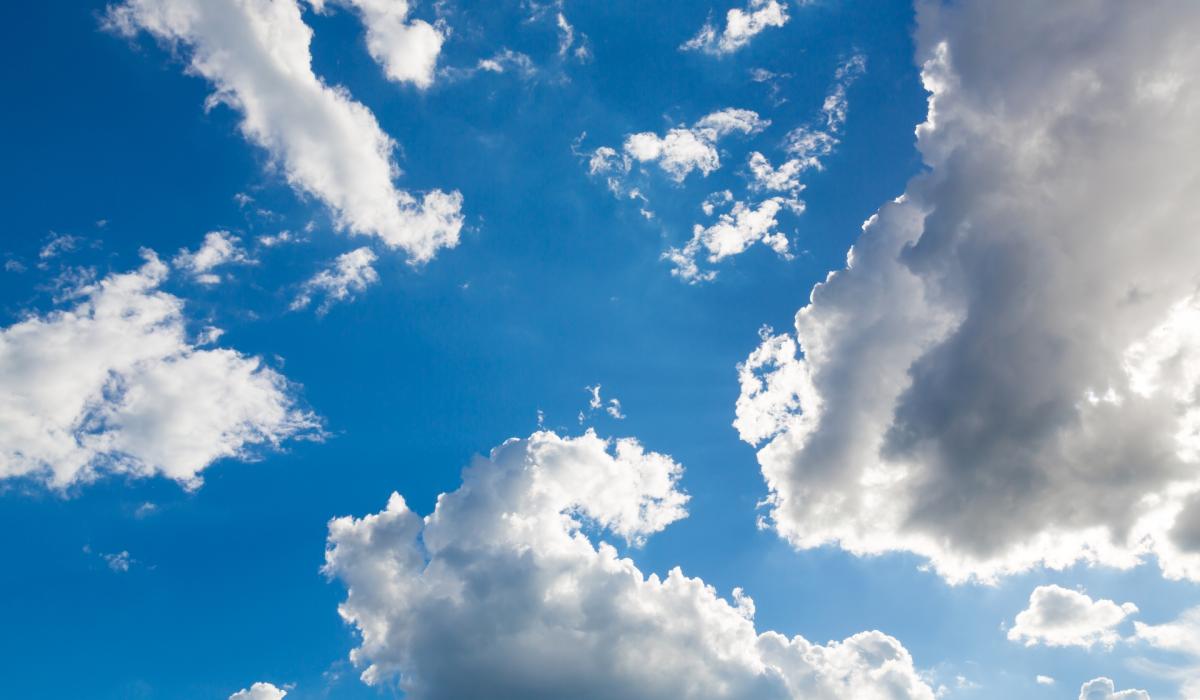 Partly sunny and very warm weather today - Leitrim Live