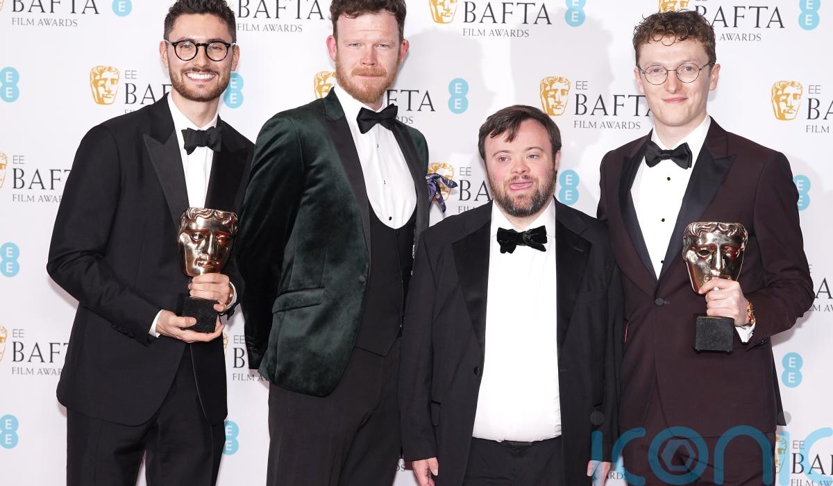 'This hand appeared' - Irish actor starstruck on way to Baftas stage ...