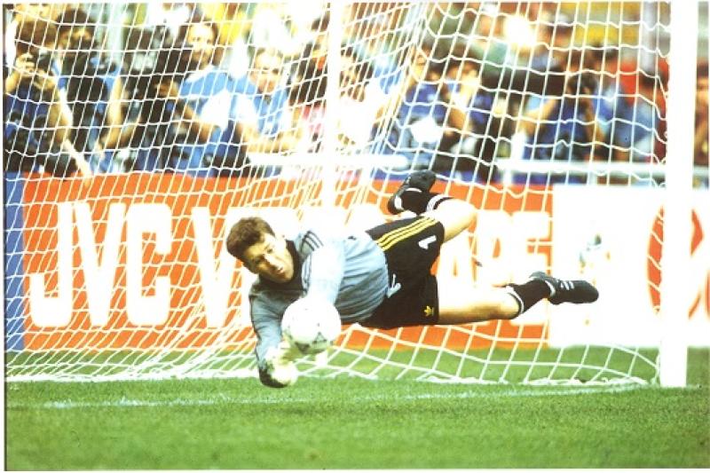 Packie Bonner’s penalty save at Italia ‘90 is voted favourite Irish ...