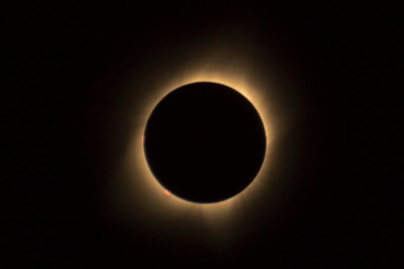 Three ways to make your own eclipse-safe viewers with ordinary ...