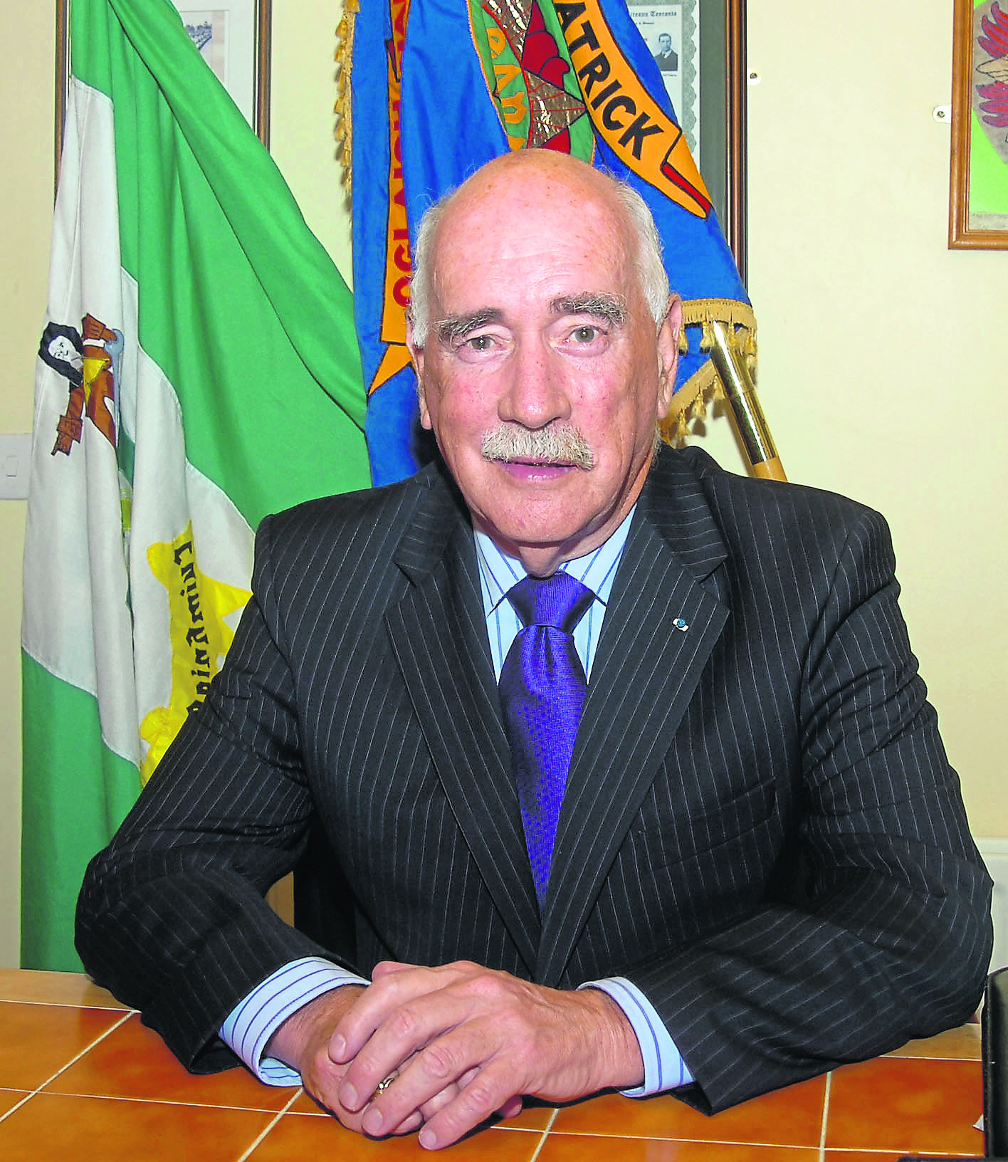 Tributes paid to Former Army Chief of Staff Lt Gen Gerry McMahon who ...