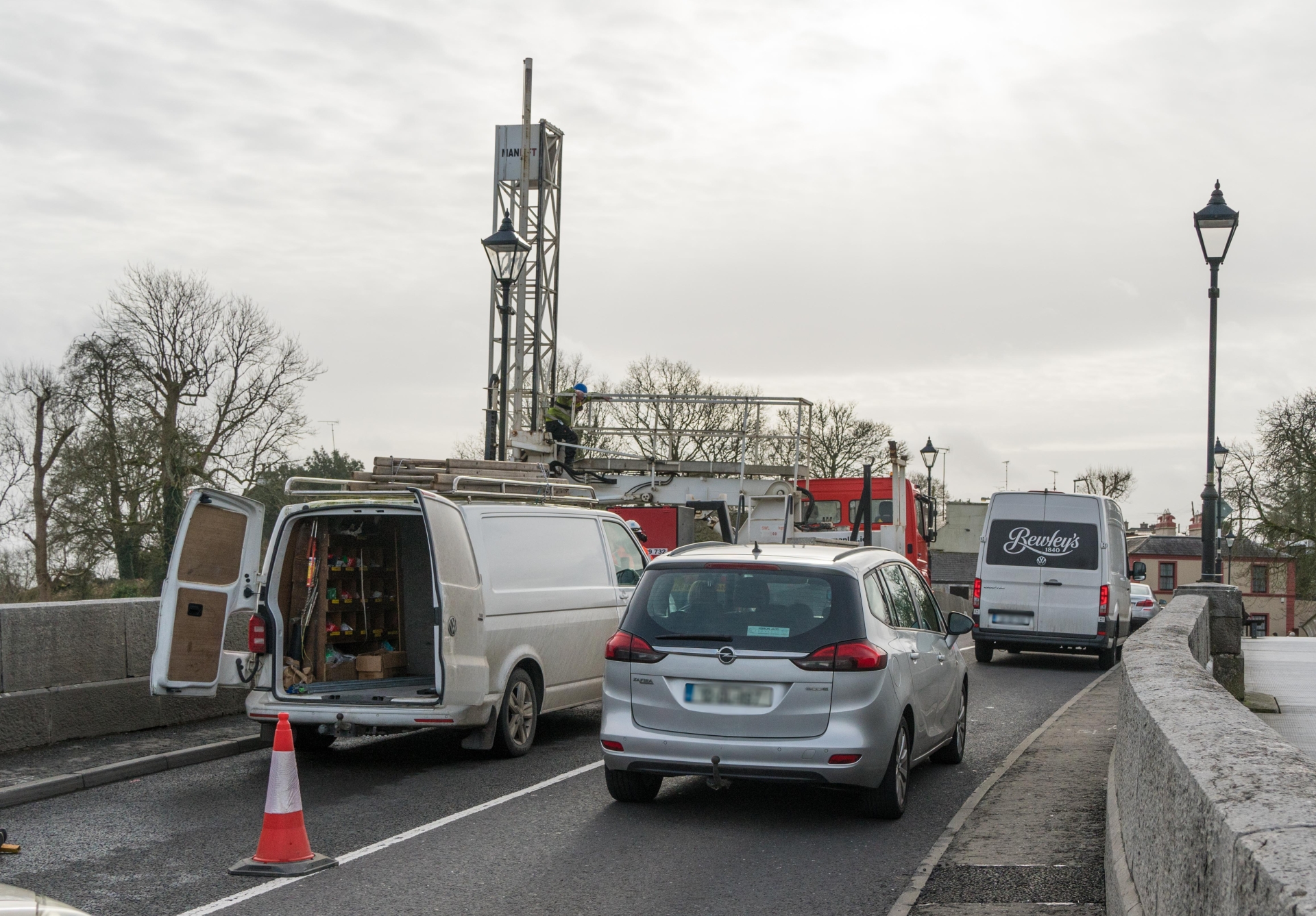 Significant traffic disruption in Carrick-on-Shannon as work begins on ...